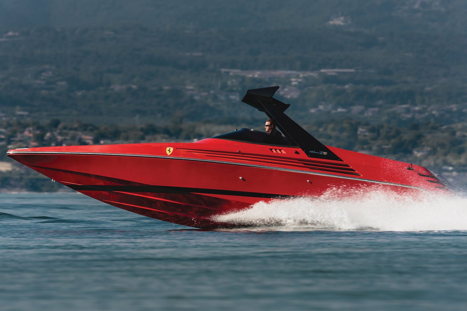 1990 Riva Ferrari 32 - A Ferrari Testarossa For The Sea