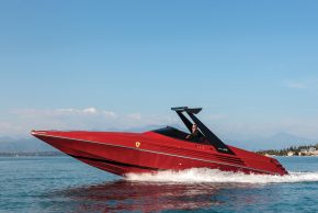 1990 Riva Ferrari 32 - A Ferrari Testarossa For The Sea