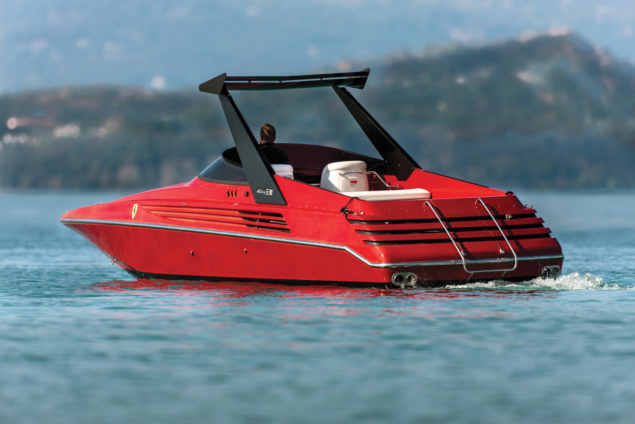 1990 Riva Ferrari 32 - A Ferrari Testarossa For The Sea
