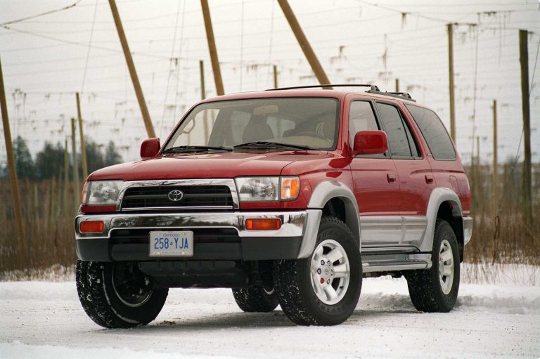 A Brief History of the Toyota Hilux - Specifications - Engines - Versions