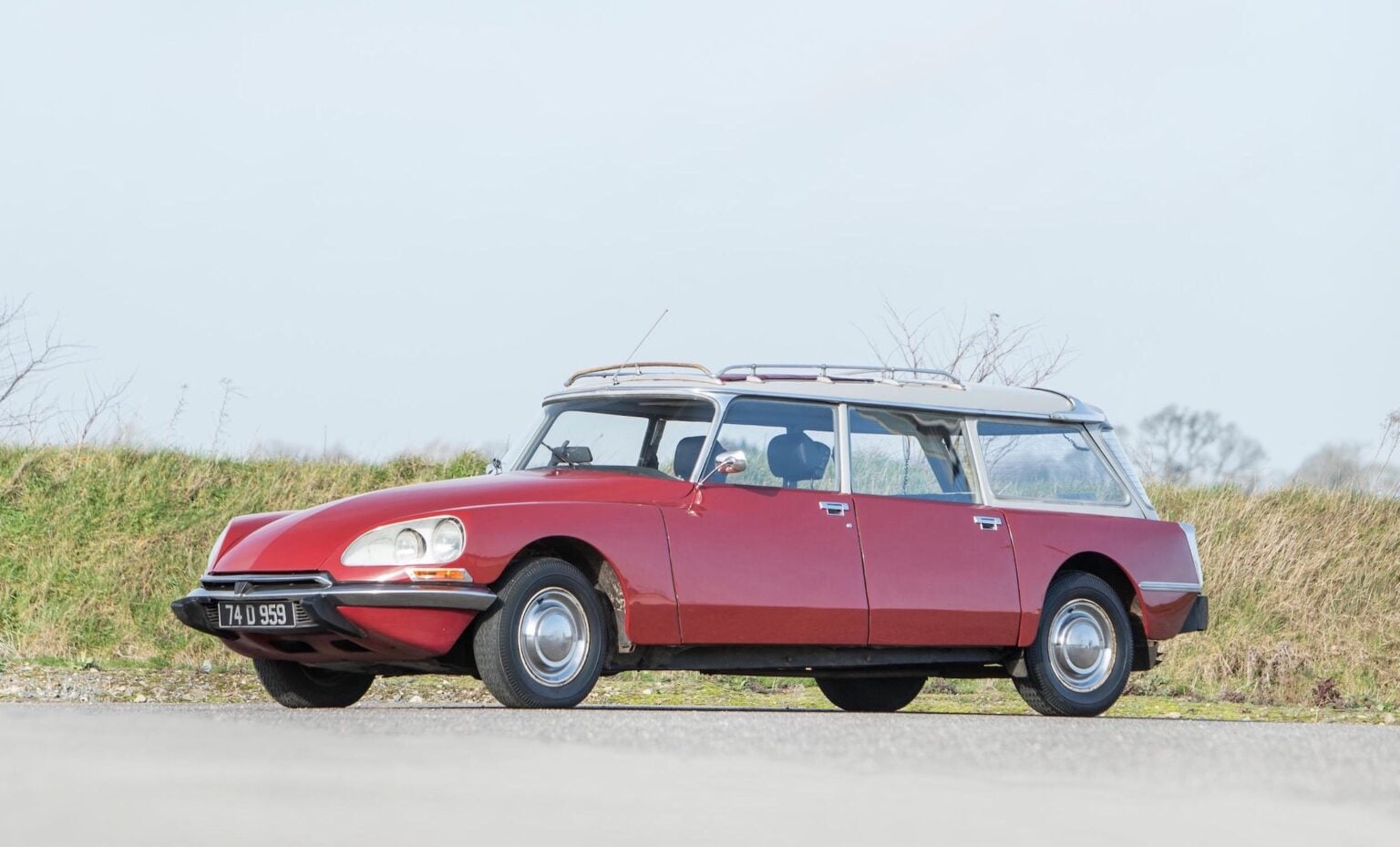 Citroën DS Safari Estate – A Rare French Seven-Seater Wagon