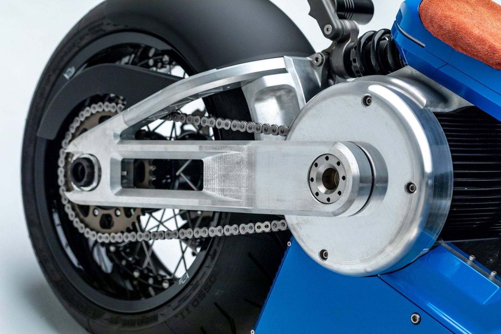 The Curtiss Zeus Electric Motorcycle - 190 HP - 0-60 MPH In 2.1 Seconds