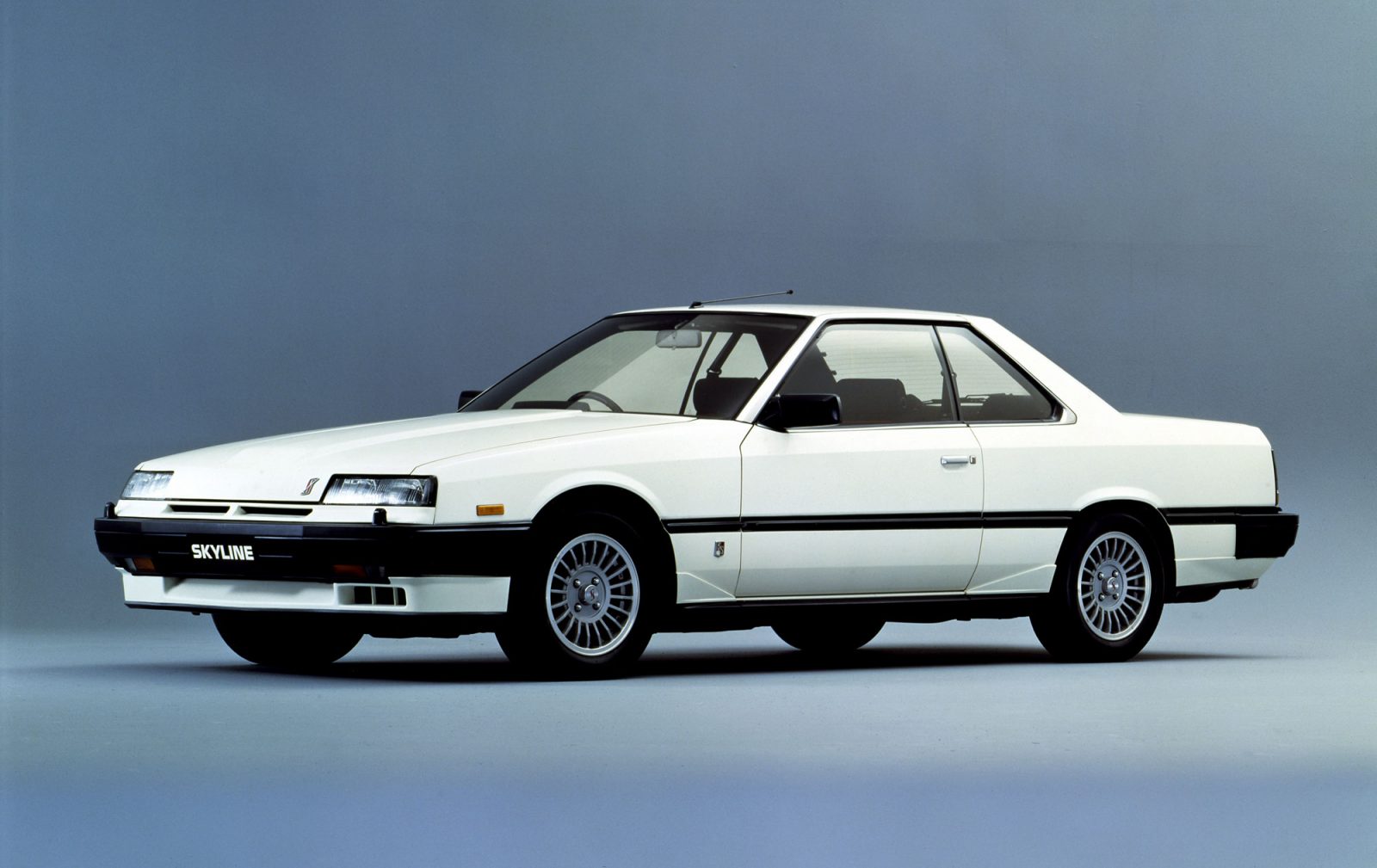 A Brief History of the Nissan Skyline and GT-R - Everything You Need To ...
