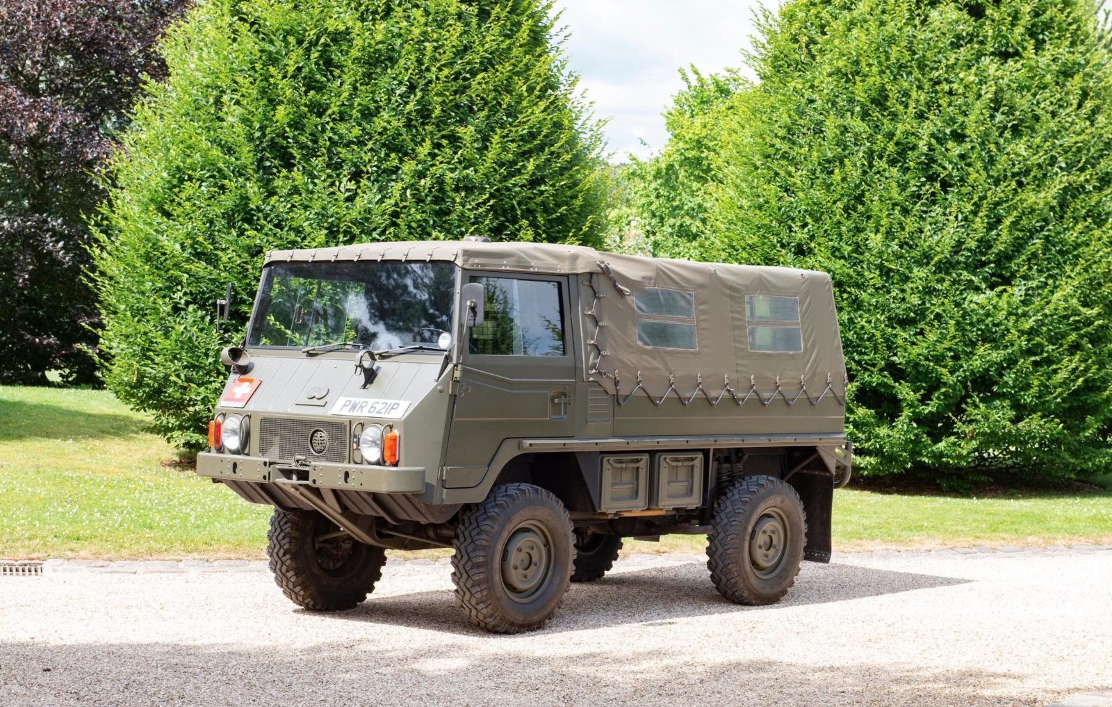 tudo sobre transporte em veiculos: STEYR-DAIMLER-PUCH PINZGAUER 710M 4 × 4