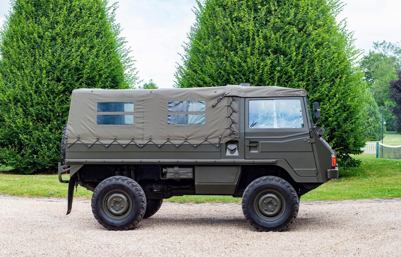 Steyr-Daimler-Puch Pinzgauer 710M 4x4 All-Terrain Vehicle