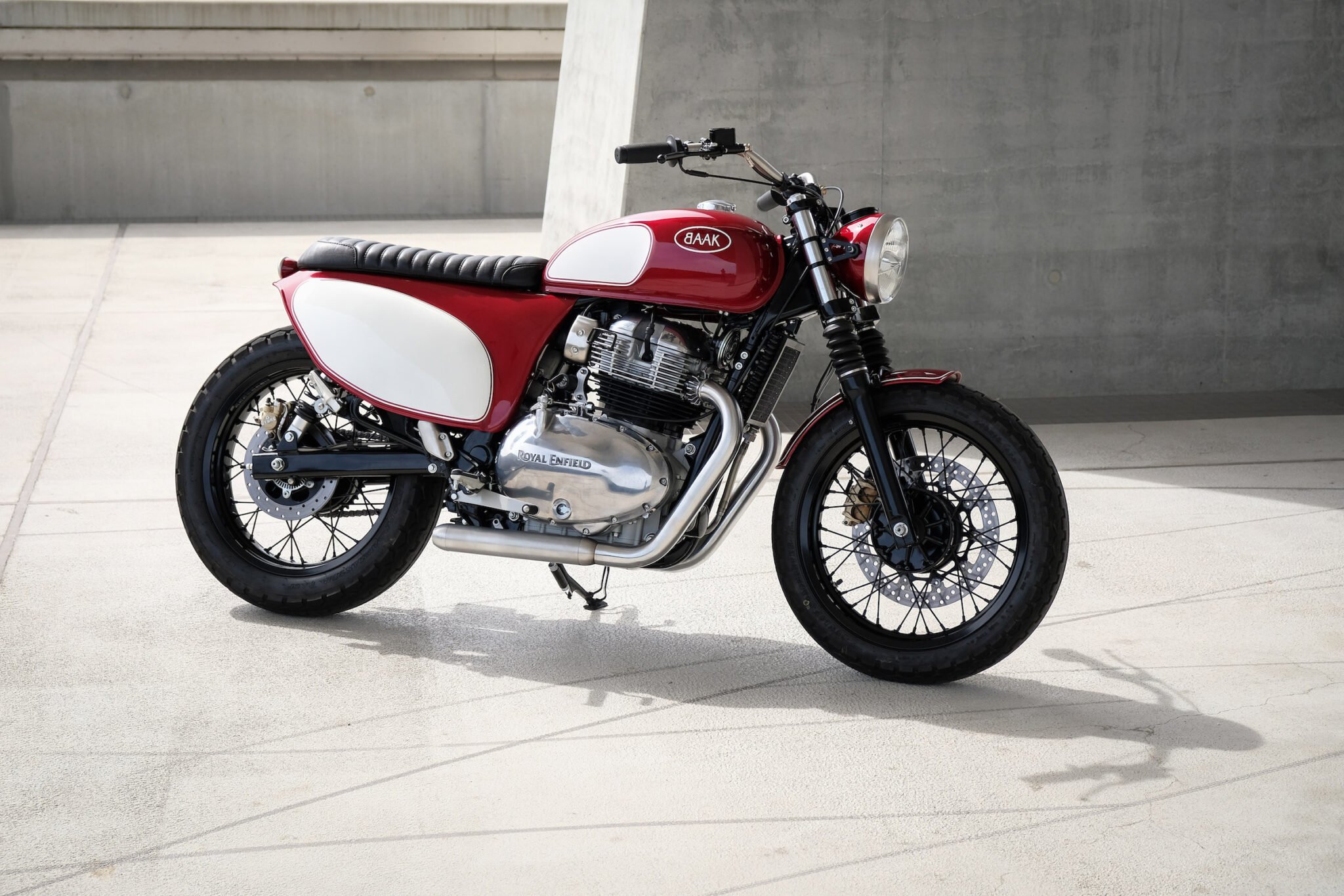 Royal Enfield 650 Interceptor Custom by Baak Motocyclettes