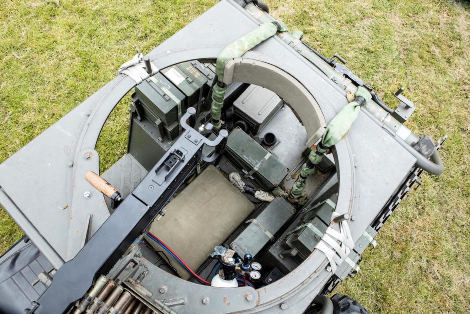 Ex-Special Forces Prototype: Land Rover Defender 110 V8 SOV