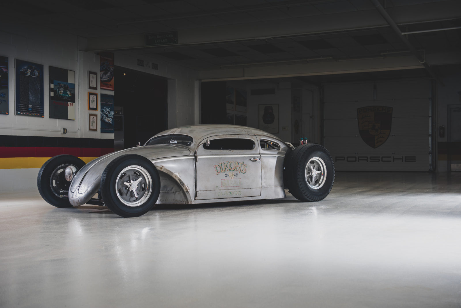 The Wild Volkswagen Beetle Outlaw "Death" by Franz Muhr