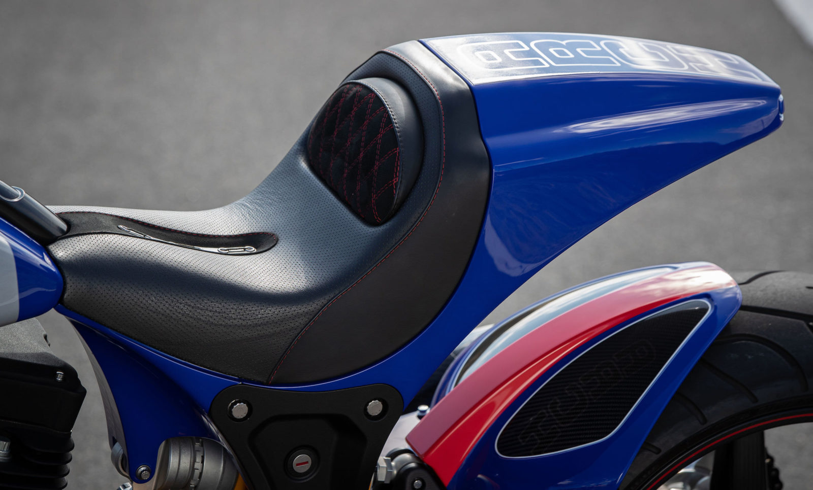 Keanu Reeves + Gard Hollinger's New 2020 Production Motorcycle - The KRGT-1