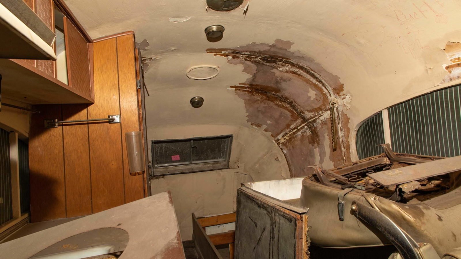 The Most Beautiful Motorhome Of The 20th Century? This Is The 1937 ...