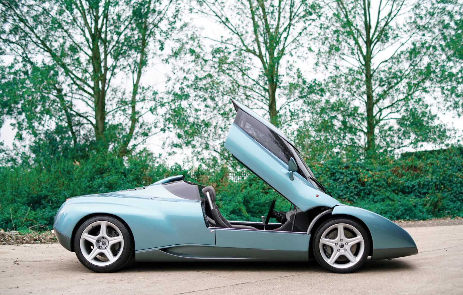 For Sale: The Lamborghini V12-Powered All-Wheel Drive Zagato Raptor ...
