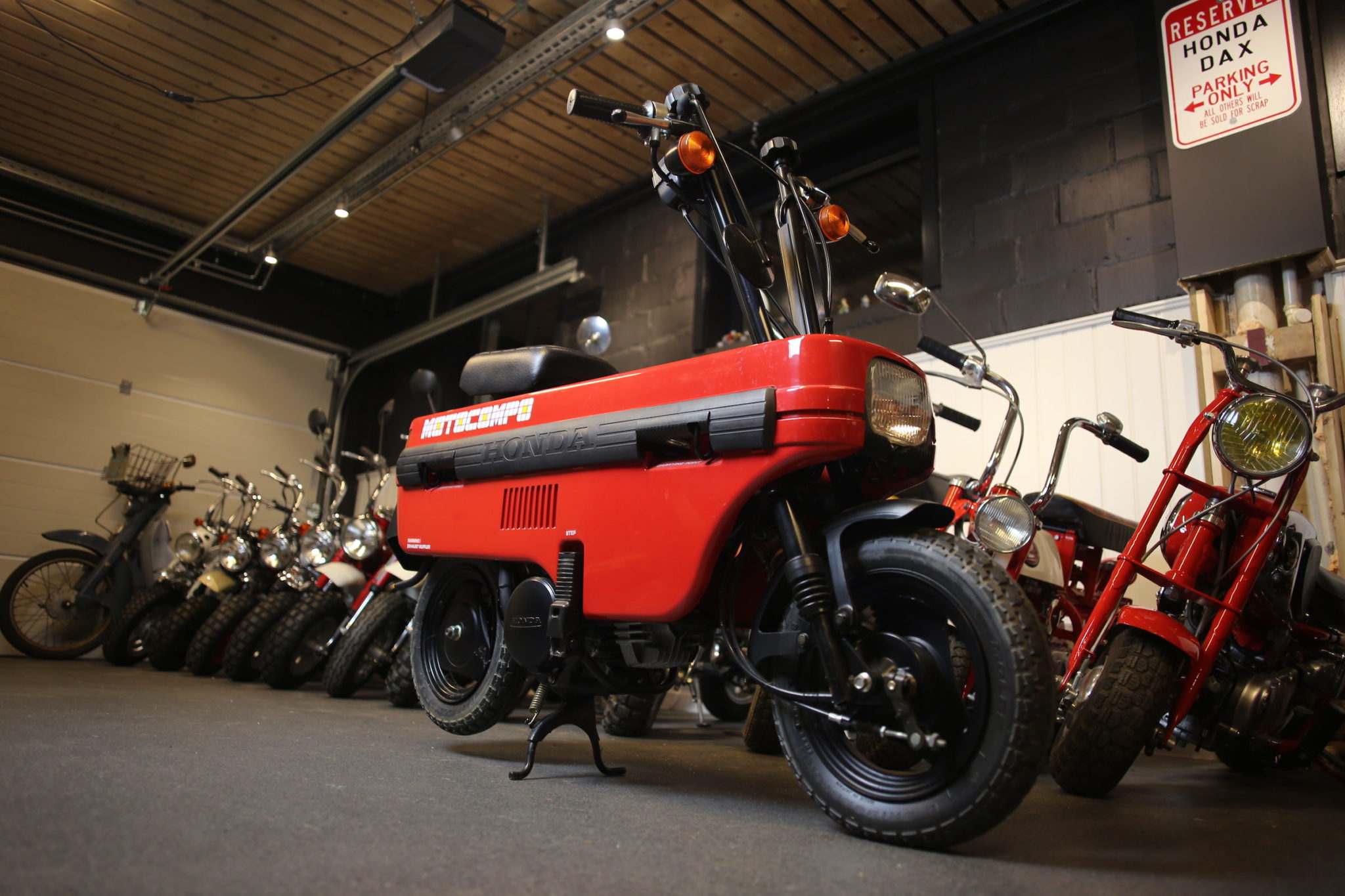 The Honda Motocompo - An Iconic 1980s-Era Scooter That Fits In Your Trunk