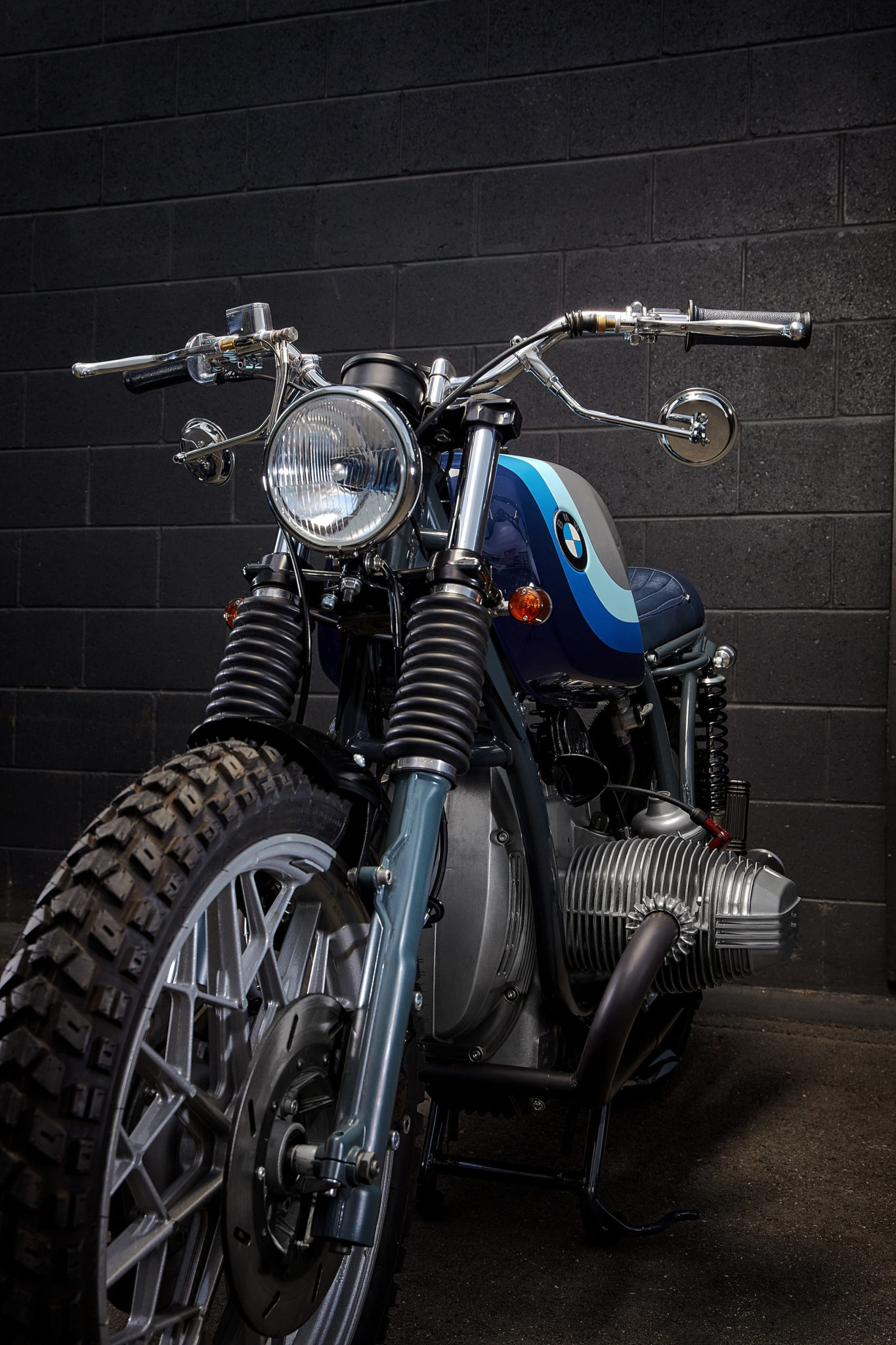 An Australian Custom BMW R100RT - The Ellaspede EB882