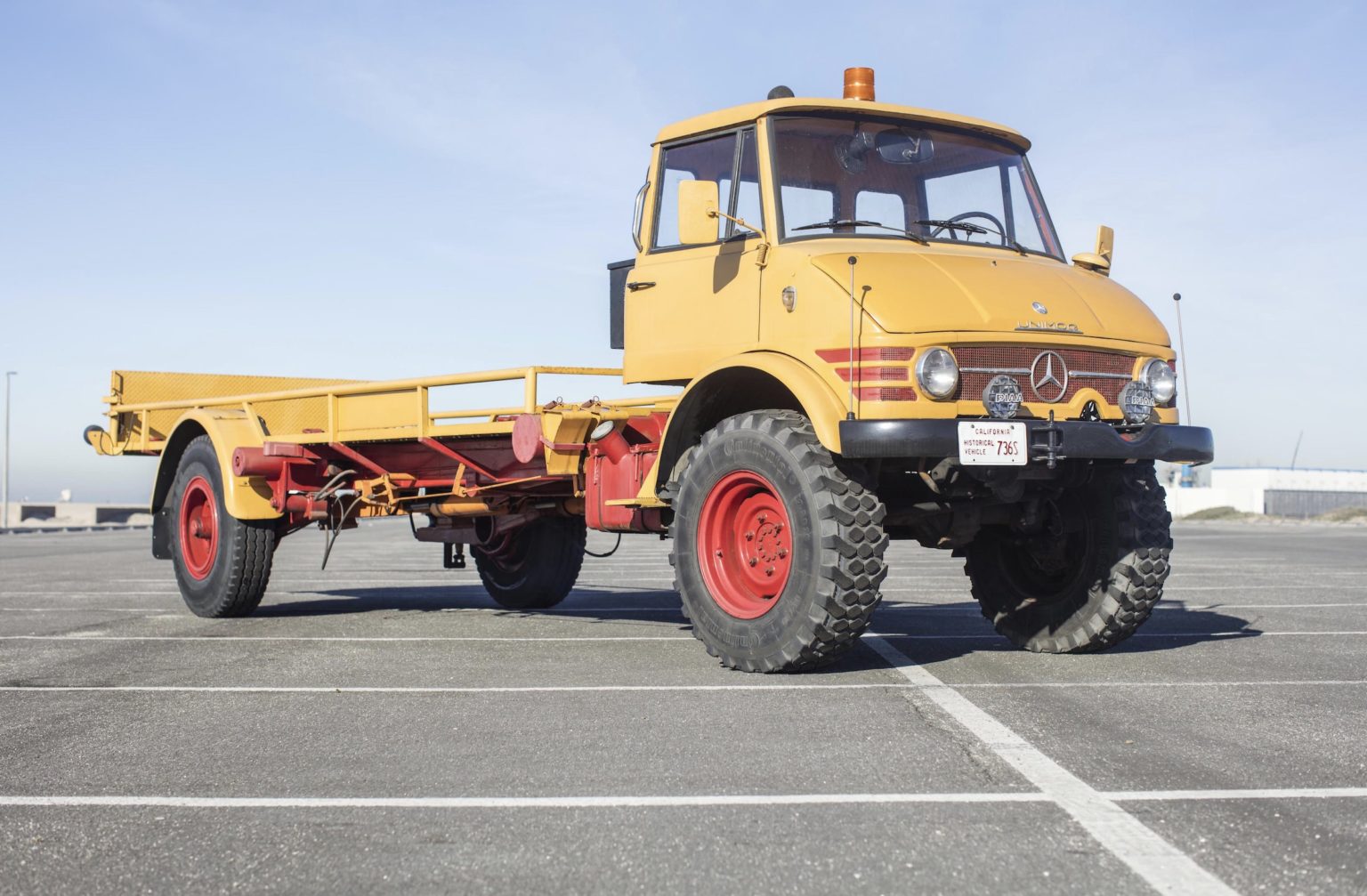 Mercedes-Benz Ruthmann Unimog - The Greatest Race Car Hauler For Sale ...