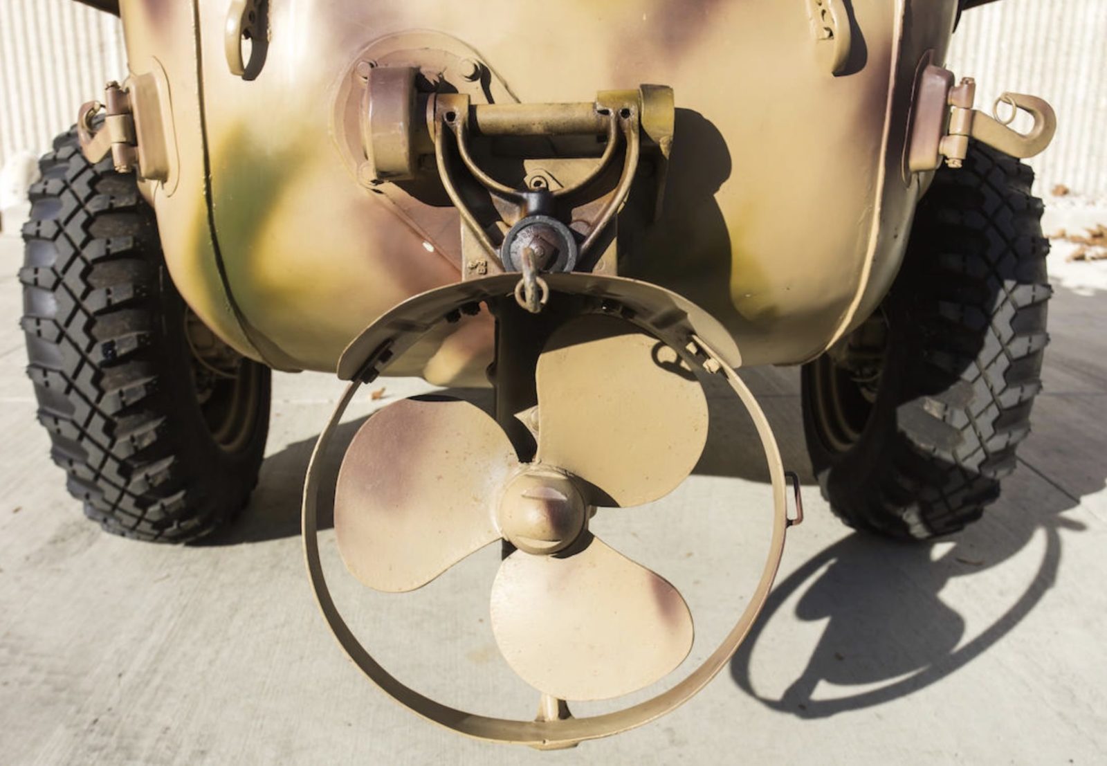 Volkswagen Type 166 Schwimmwagen - Erwin Komenda's Amphibious 4x4