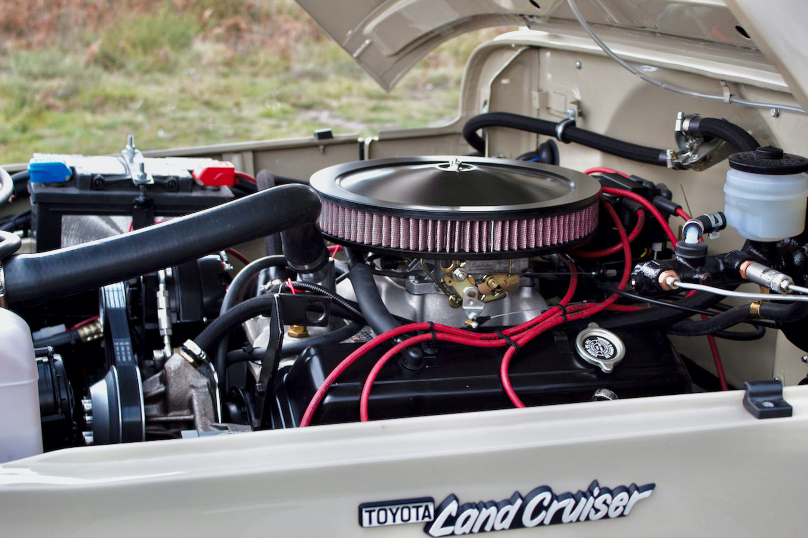 A Toyota Land Cruiser FJ40 With A GM 5.7L V8 Crate Engine