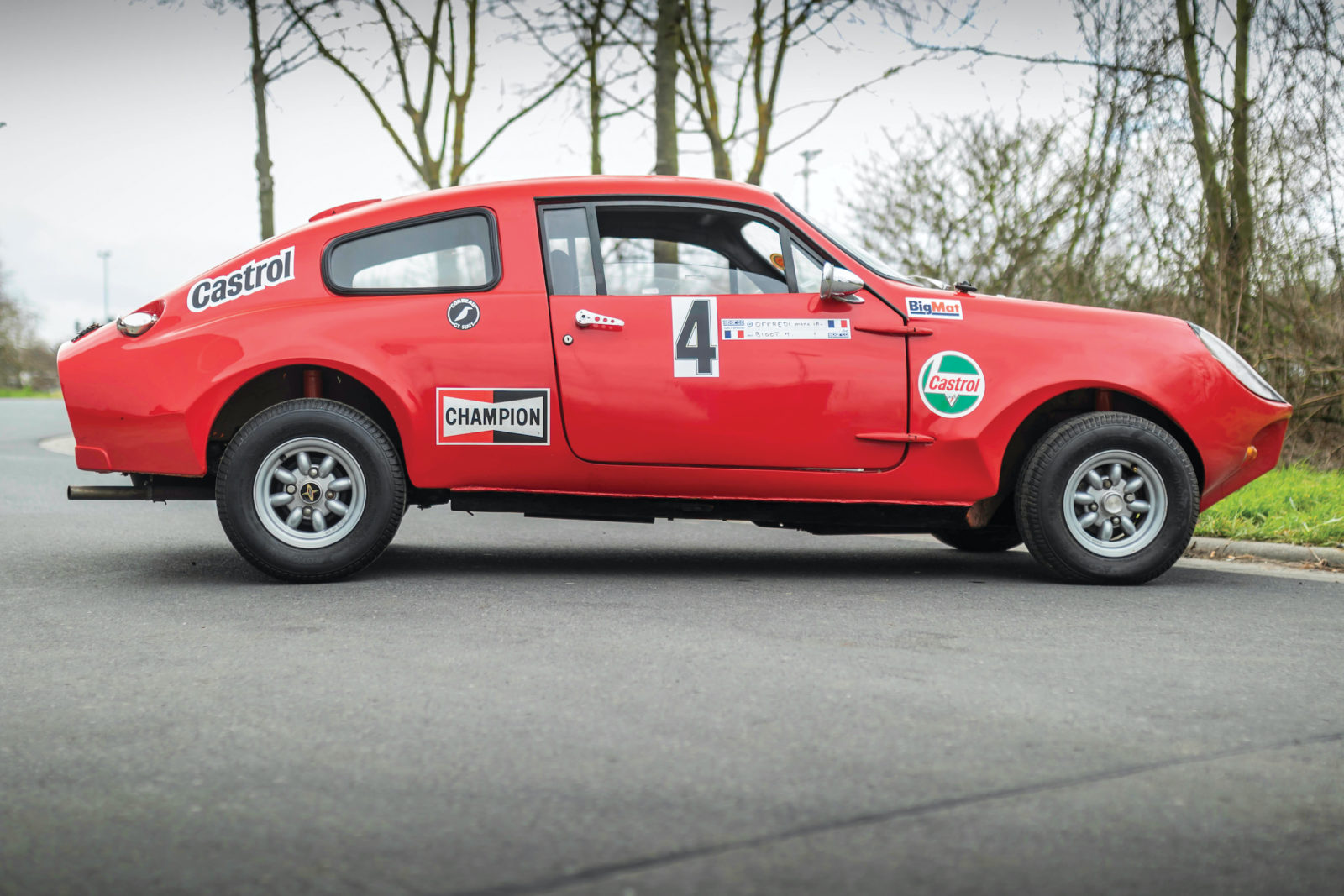 The Unusual Mini Marcos - A Fast, Lightweight Mini-Based Sports Car