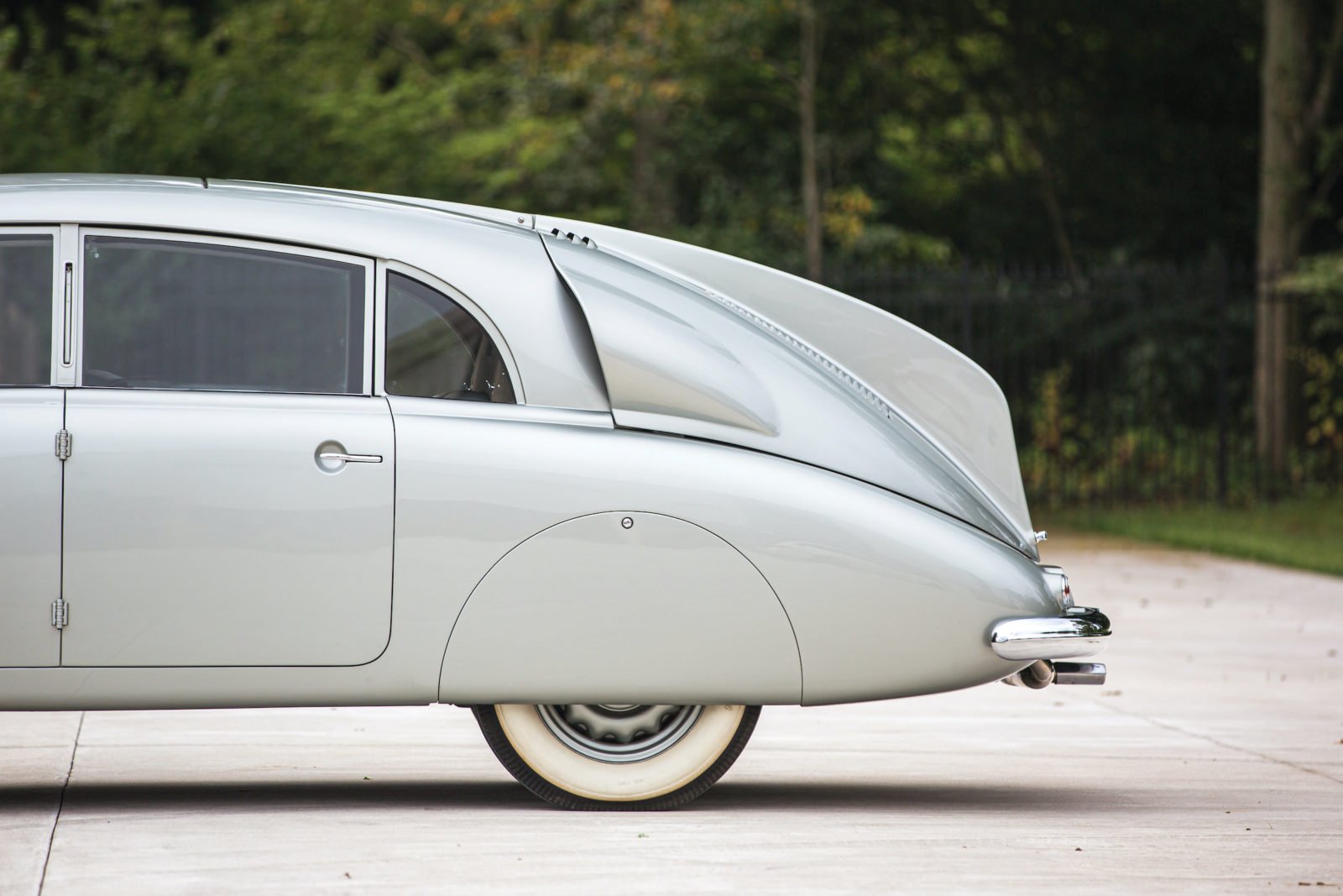 The Tatra T87 - Powered By A Rear-Mounted Air-Cooled V8 + 100 mph Capable
