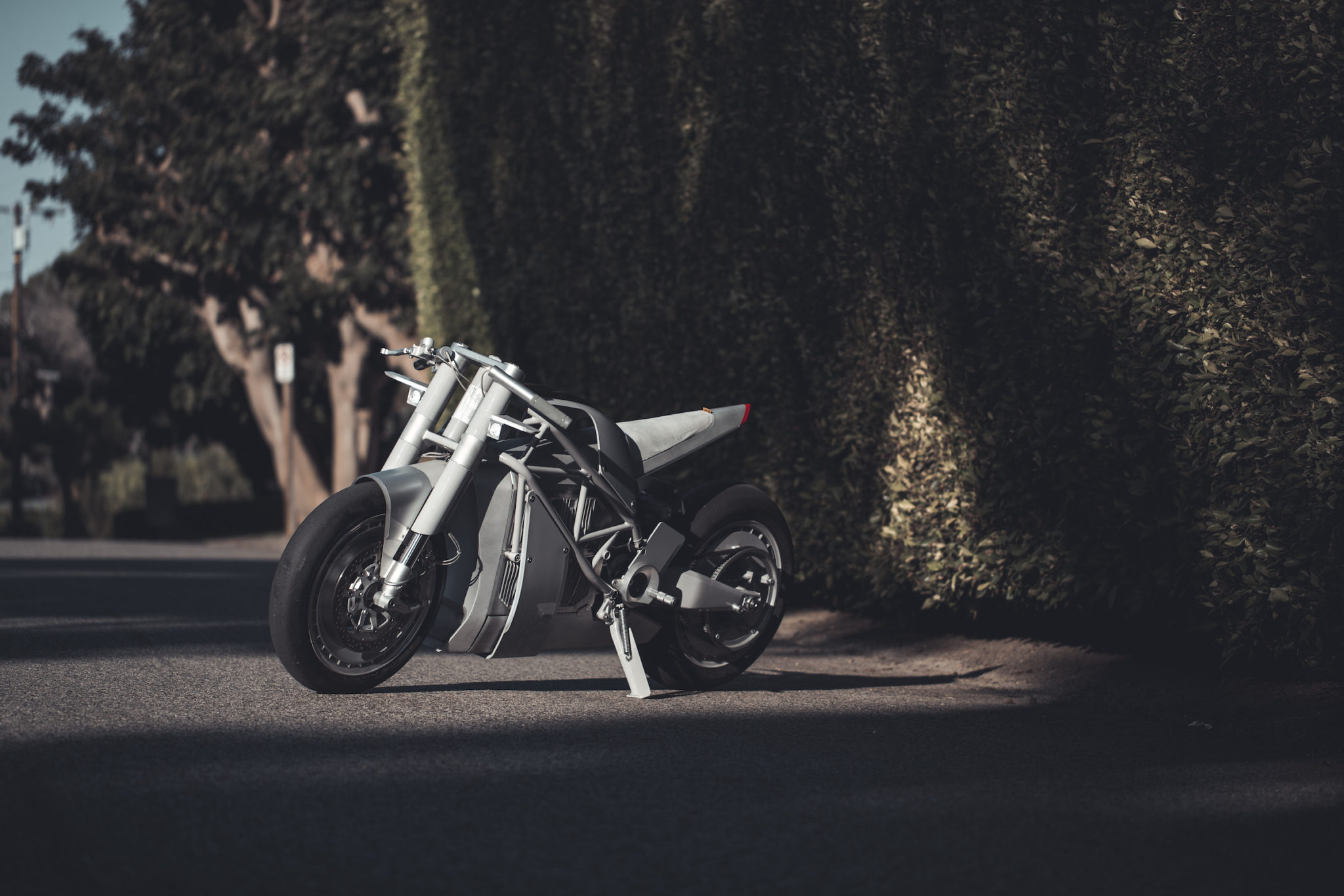 The ZERO XP - A Futuristic Custom Electric Motorcycle by Untitled ...