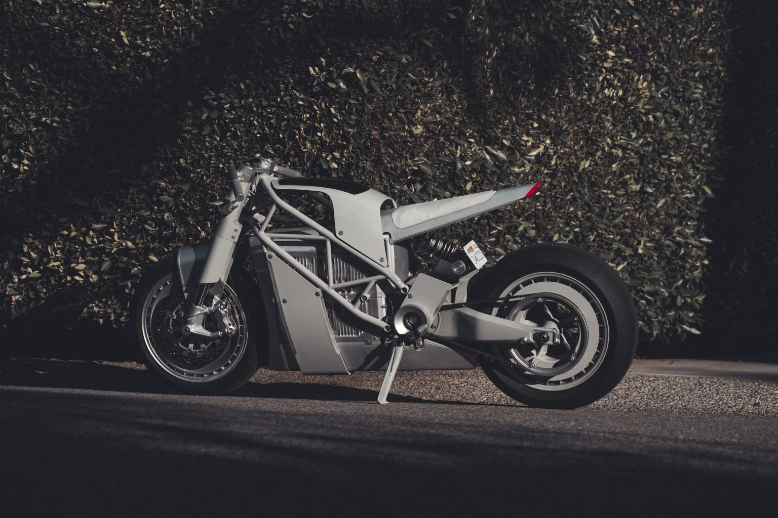 The ZERO XP - A Futuristic Custom Electric Motorcycle by Untitled ...