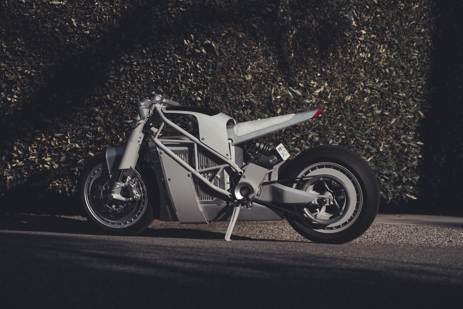 The ZERO XP - A Futuristic Custom Electric Motorcycle by Untitled ...