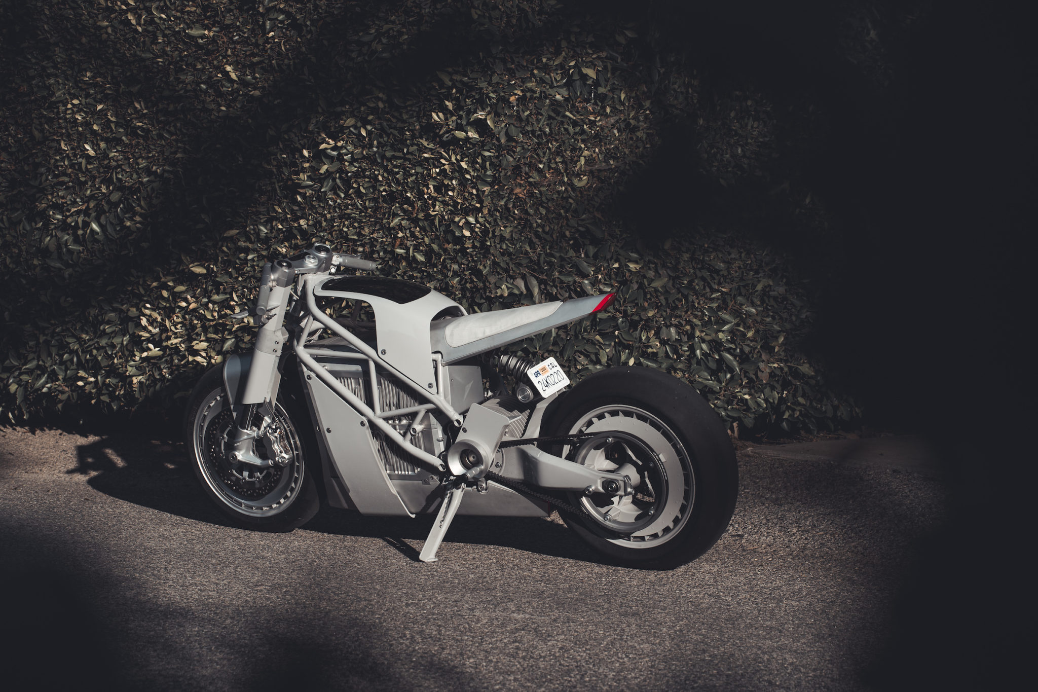 The ZERO XP - A Futuristic Custom Electric Motorcycle by Untitled ...