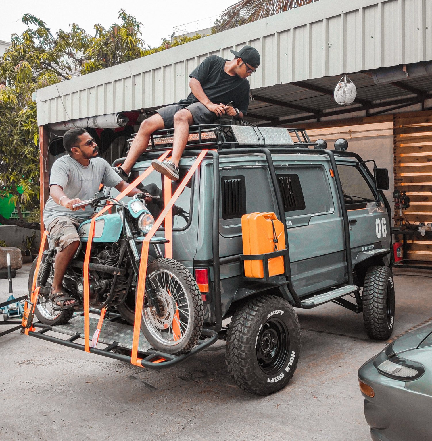 An Indian Post-Apocalyptic Battle Van By Holy Shift Garage