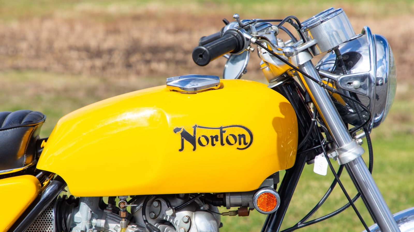 The Norton Commando 750 S - A British Superbike Icon