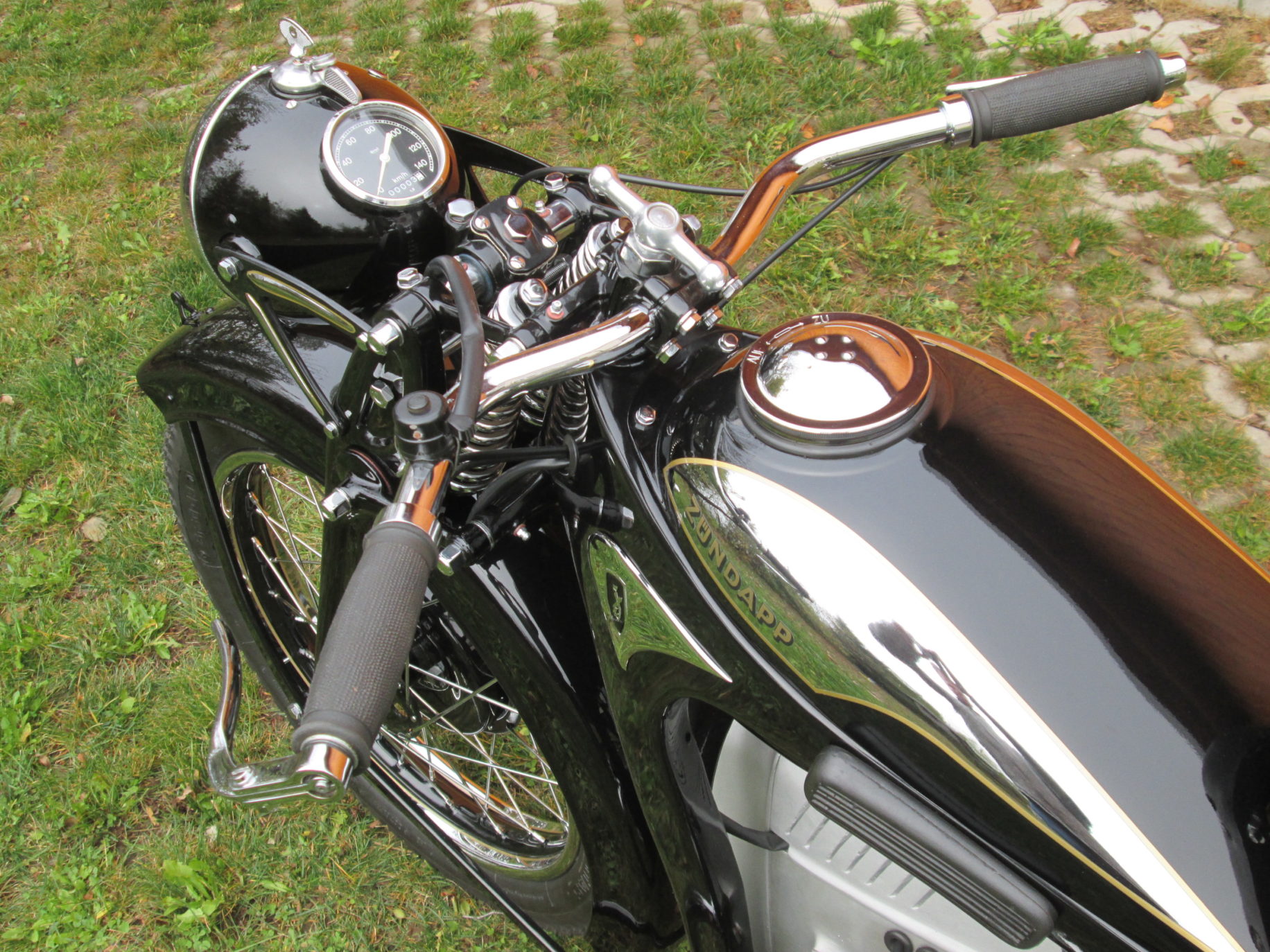 The Zundapp K800 - One Of Germany's Most Beautiful Motorcycles