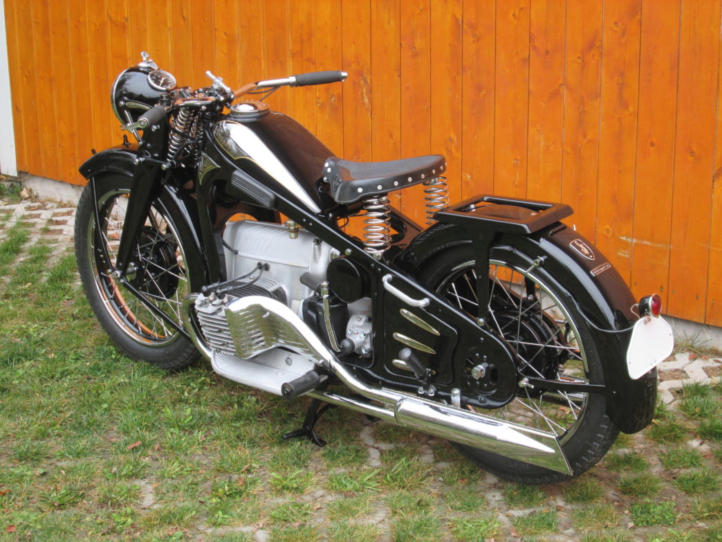 The Zundapp K800 - One Of Germany's Most Beautiful Motorcycles