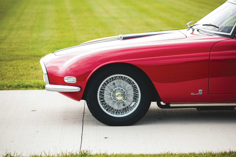 The Fiat 8V by Vignale - An Advanced Italian V8 From The Jet Age