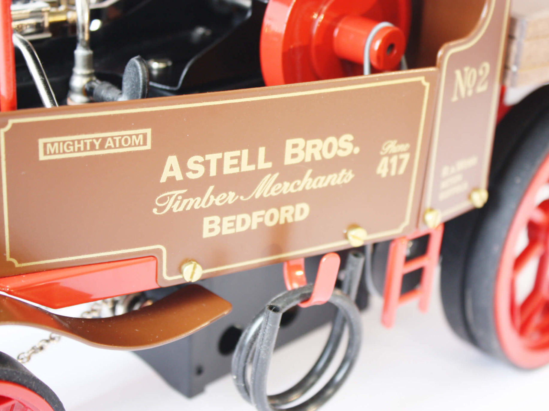 The Wilesco Mighty Atom - A Fully Functioning Steam Traction Engine