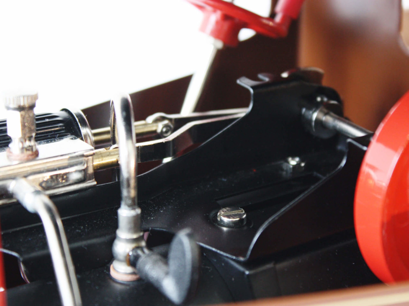 The Wilesco Mighty Atom - A Fully Functioning Steam Traction Engine