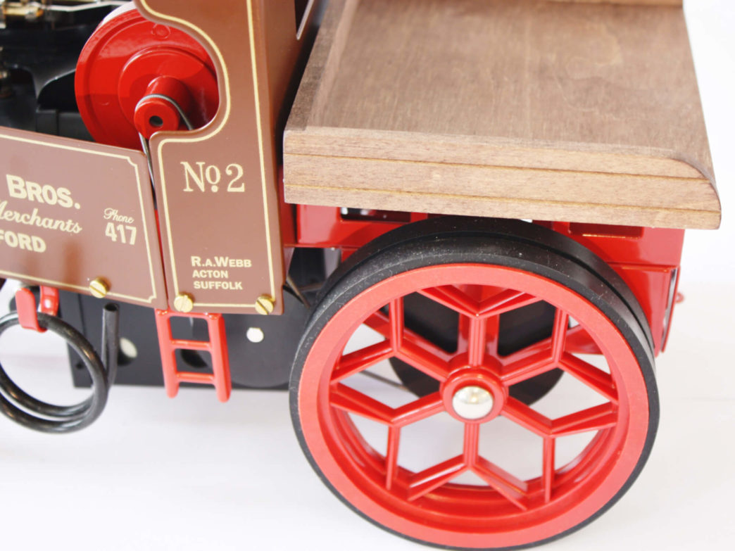 The Wilesco Mighty Atom - A Fully Functioning Steam Traction Engine