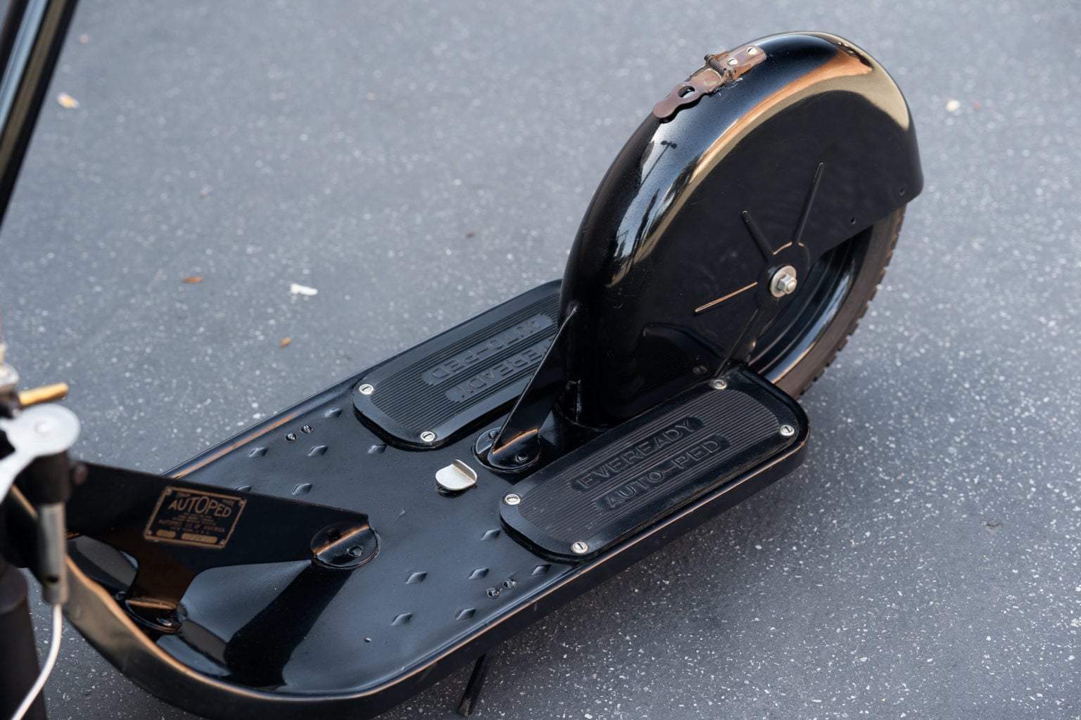 The 1915 Autoped Motorized Scooter – The World's First Powered ...