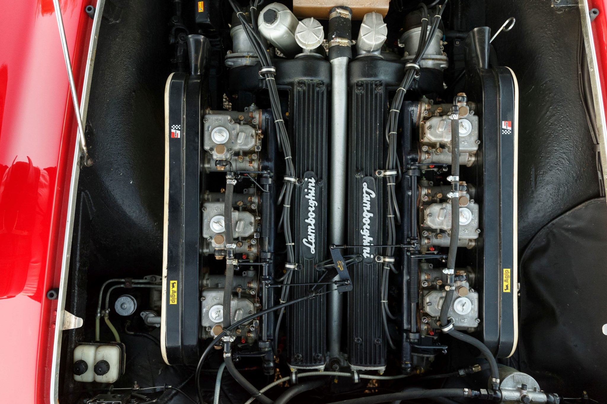 The Lamborghini 400 GT 2+2 - Ferruccio Lamborghini's V12 Ferrari Challenger
