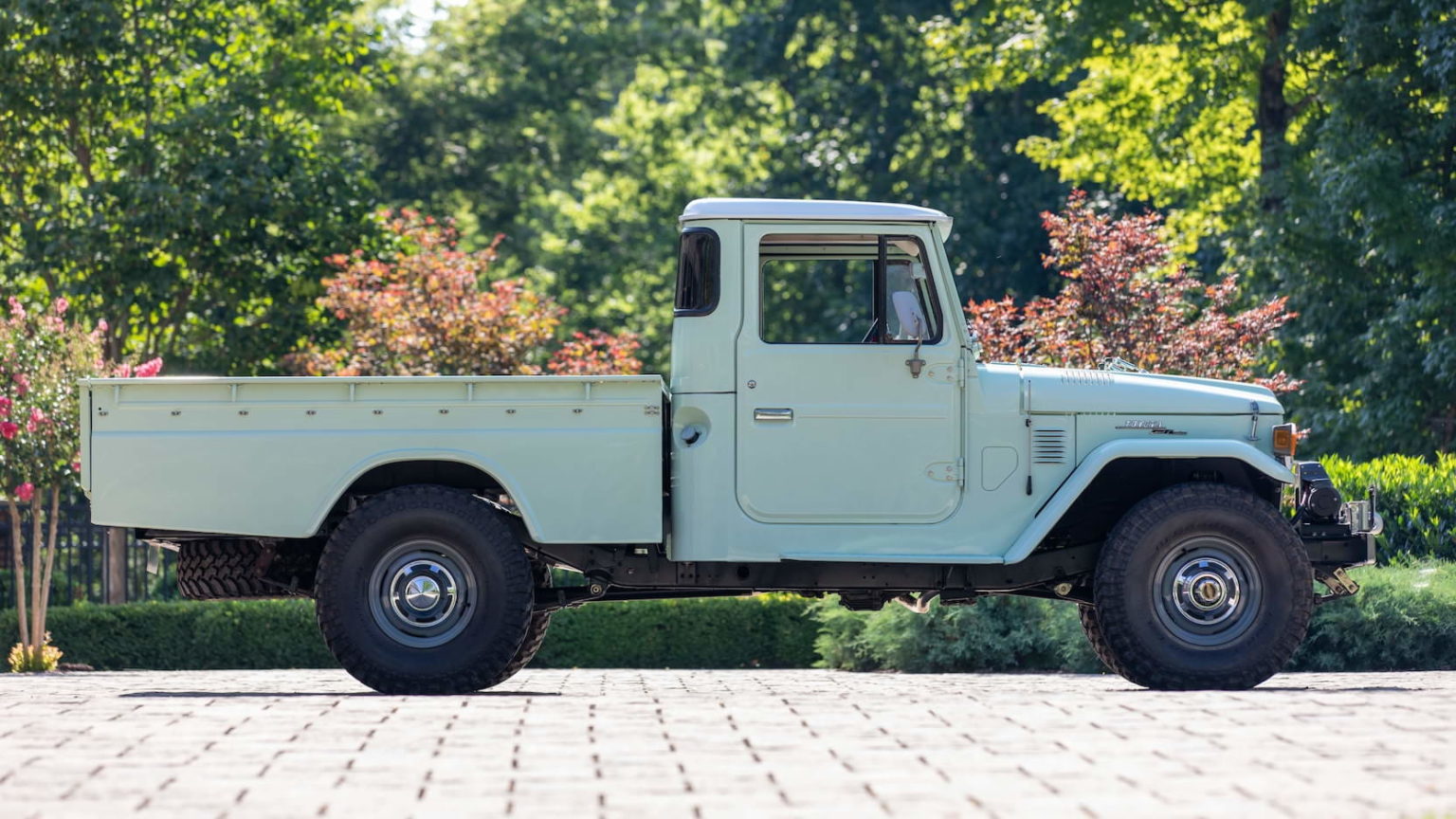 Toyota FJ45 Land Cruiser Pickup - With a 345 hp Chevrolet Ram Jet 350 V8