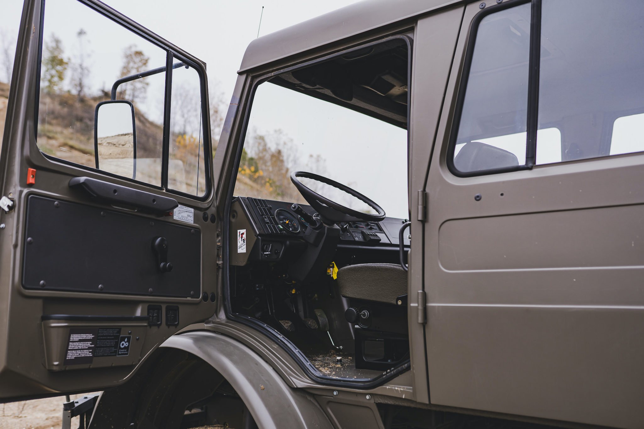 Mercedes-Benz Unimog 437 U 1550L – A Double Cab Adventure Vehicle