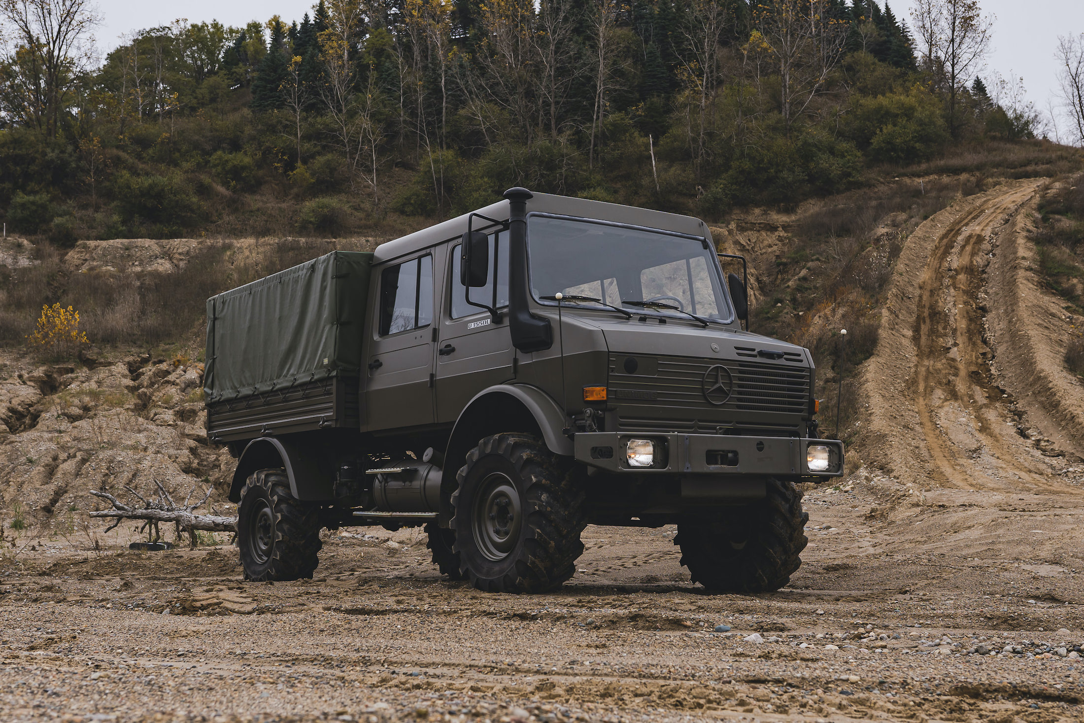 SILODROME — Mercedes-Benz Unimog 437 U 1550L – A Double Cab...