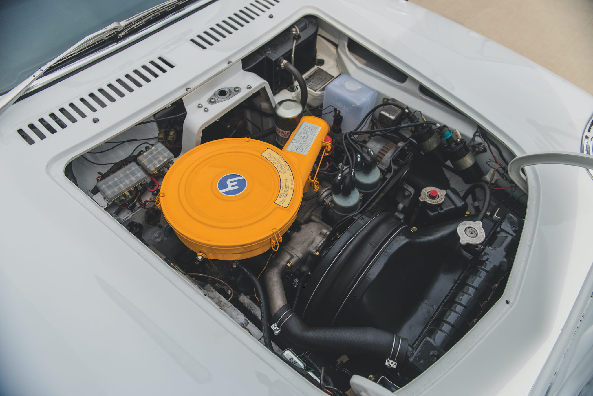 The Mazda Cosmo Sport – The World's First Mass-Produced Twin Rotary ...