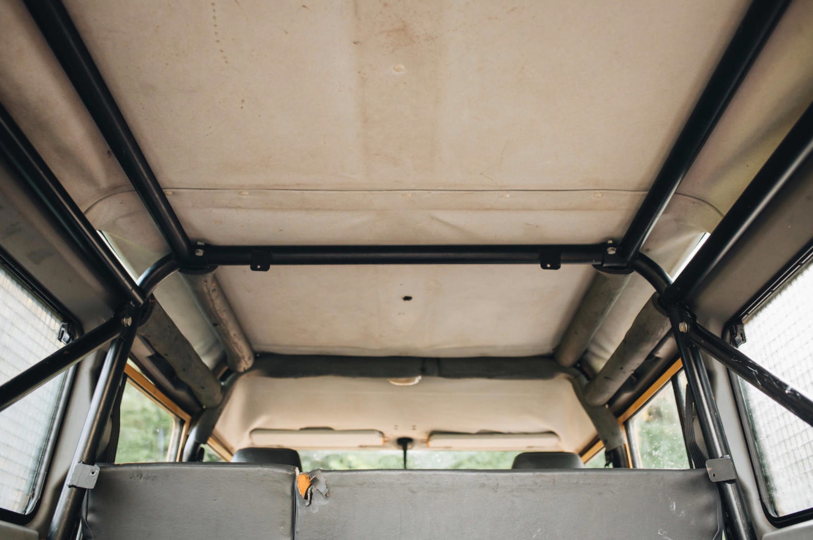 Camel Trophy Support Vehicle: 1992 Land Rover Defender 110