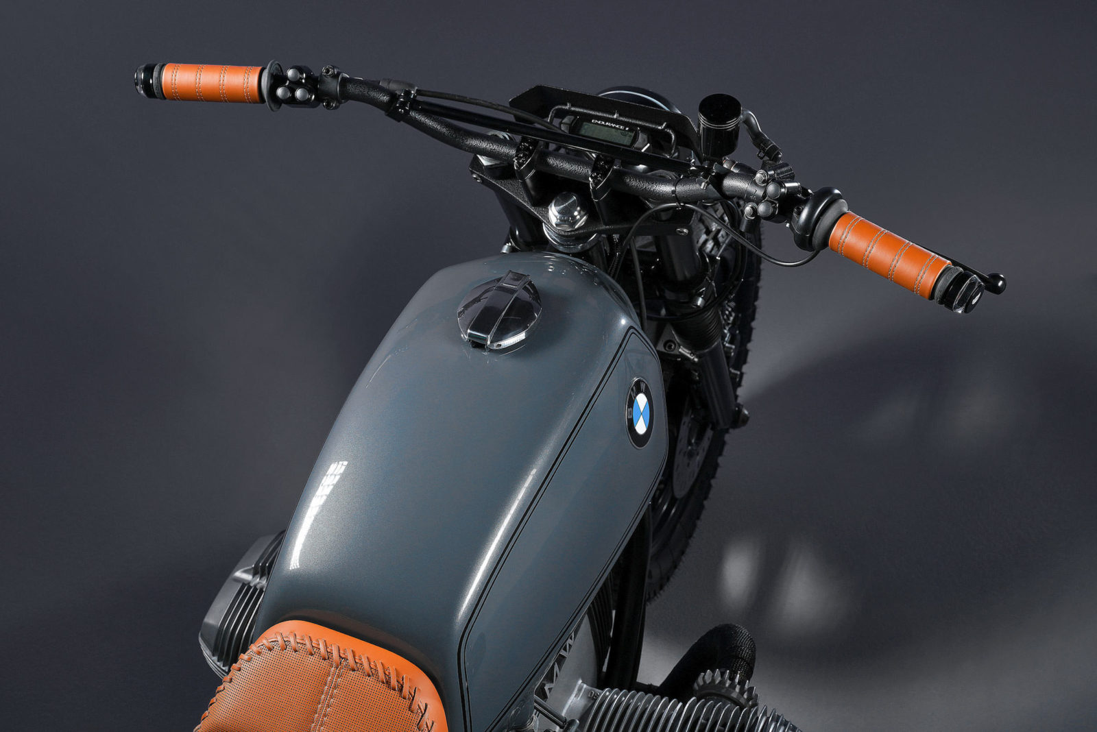 A Custom BMW R80 Scrambler From Monnom Customs