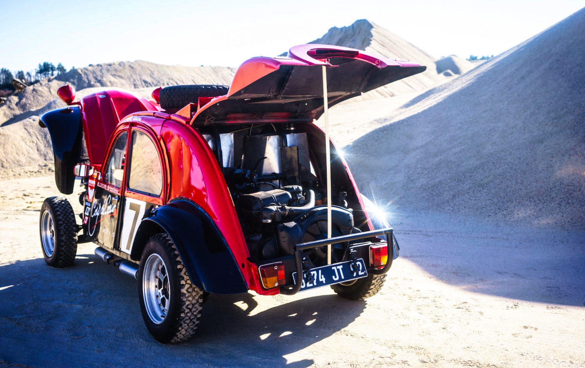 A One-Off Citroën 2CV Twin-Engined 4x4 Desert Racer From The 1980s