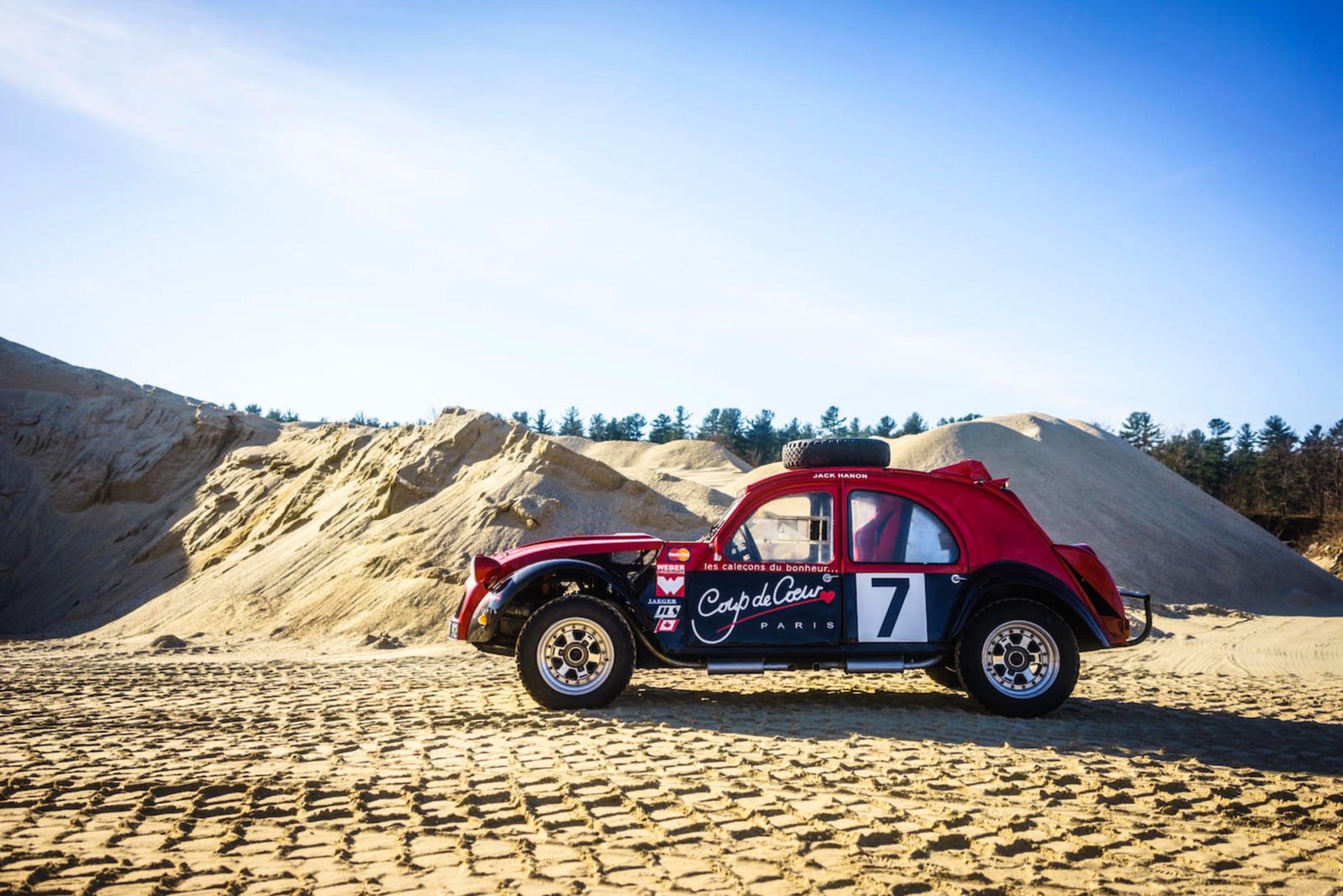 A One-Off Citroën 2CV Twin-Engined 4x4 Desert Racer From The 1980s