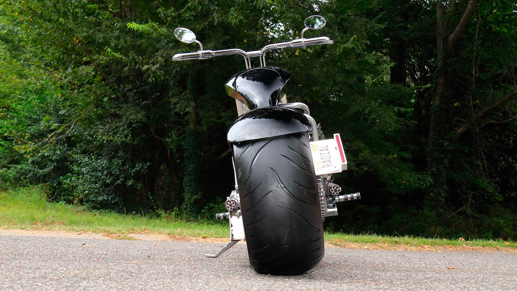 JRL Cycles Lucky 7 – A Radial Engined Production Motorcycle