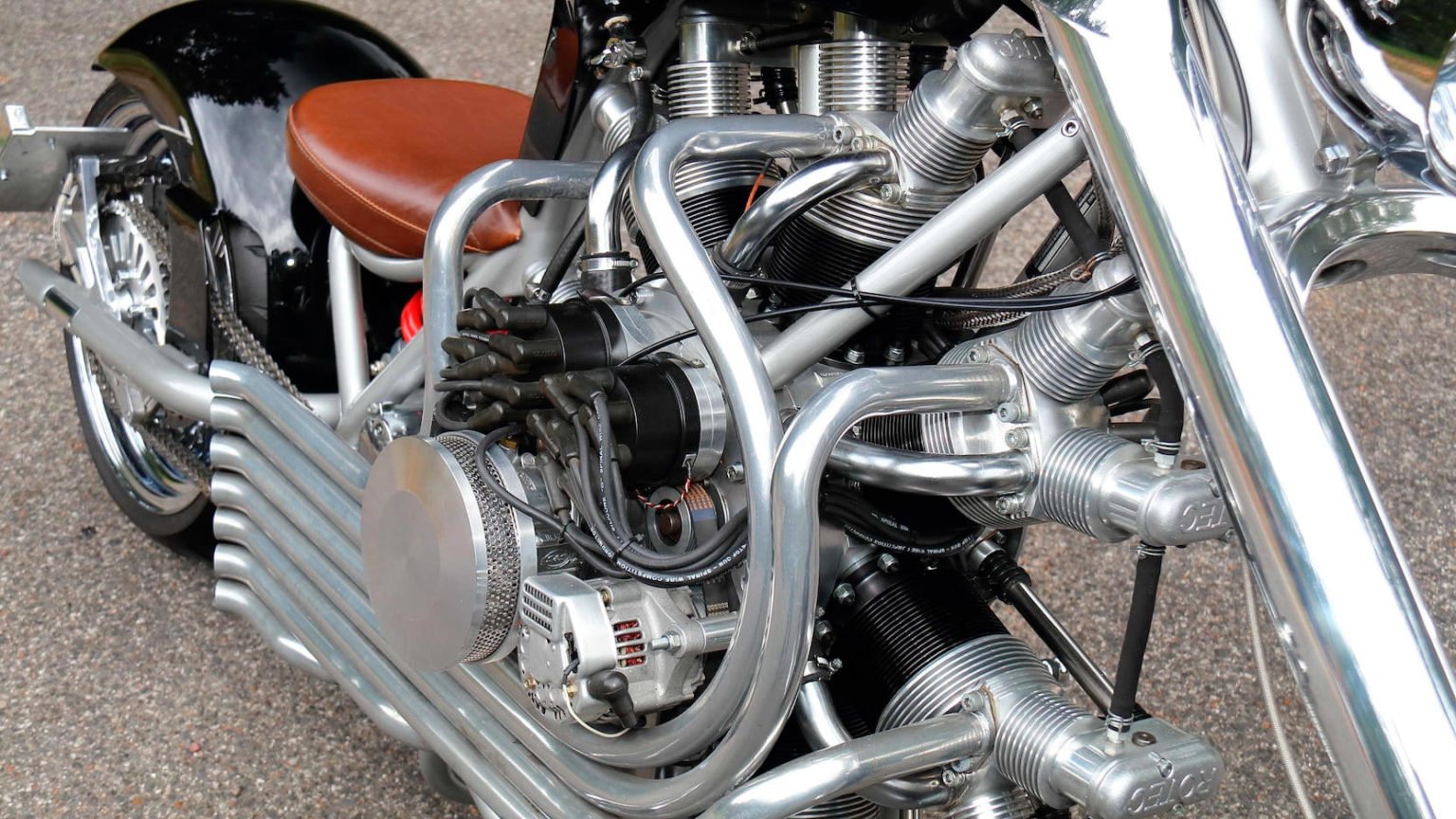 JRL Cycles Lucky 7 – A Radial Engined Production Motorcycle