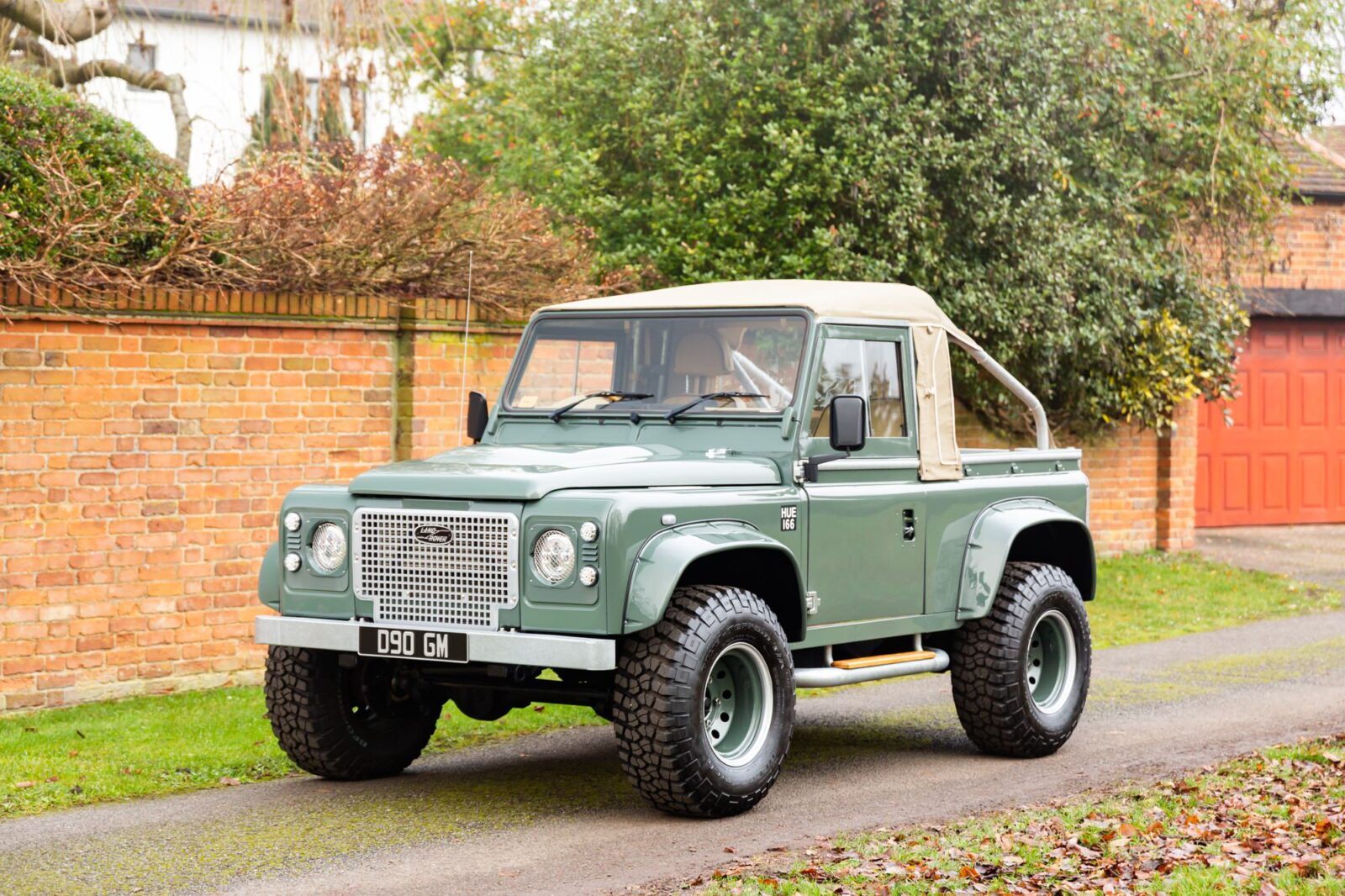 Land Rover Defender 90 Custom By Outlander Vehicles Land Rover Defender 90 Custom By Outlander Vehicles