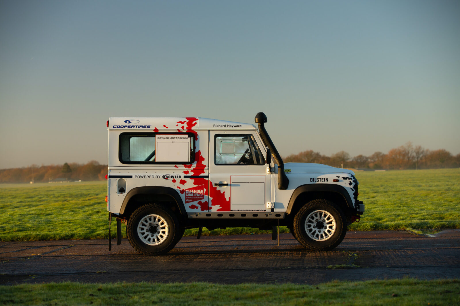 An Unusual Rally Racer: Land Rover Defender 90 Challenge Built By Bowler