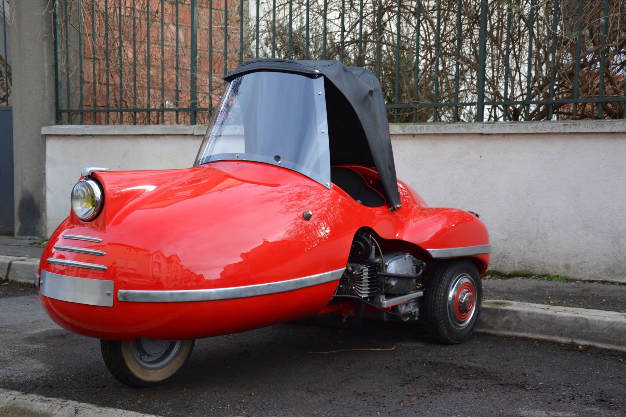 The Brütsch Rollera Microcar – A Rare Little Speed Demon Allegedly ...