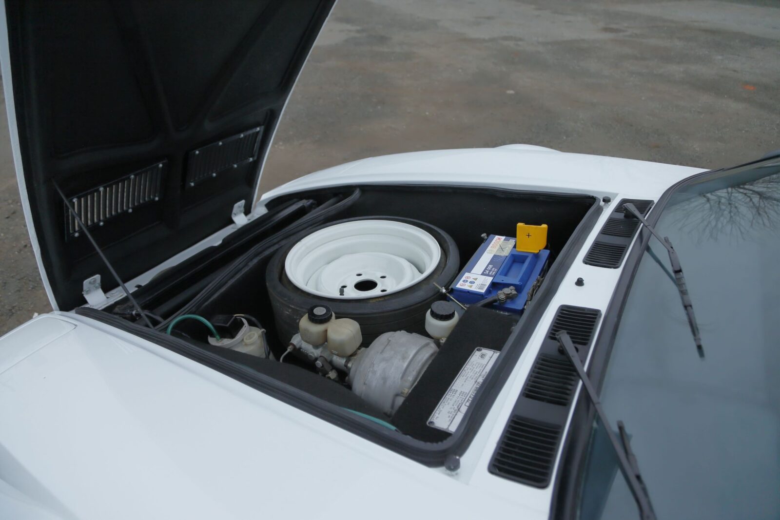 For Sale: Tony Mantas' Unusual "Prototipo" De Tomaso Pantera GTS